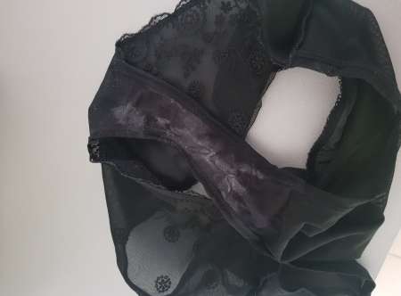 Culotte portee odorante et tâchée :VETEMENTS vendre gratuitement